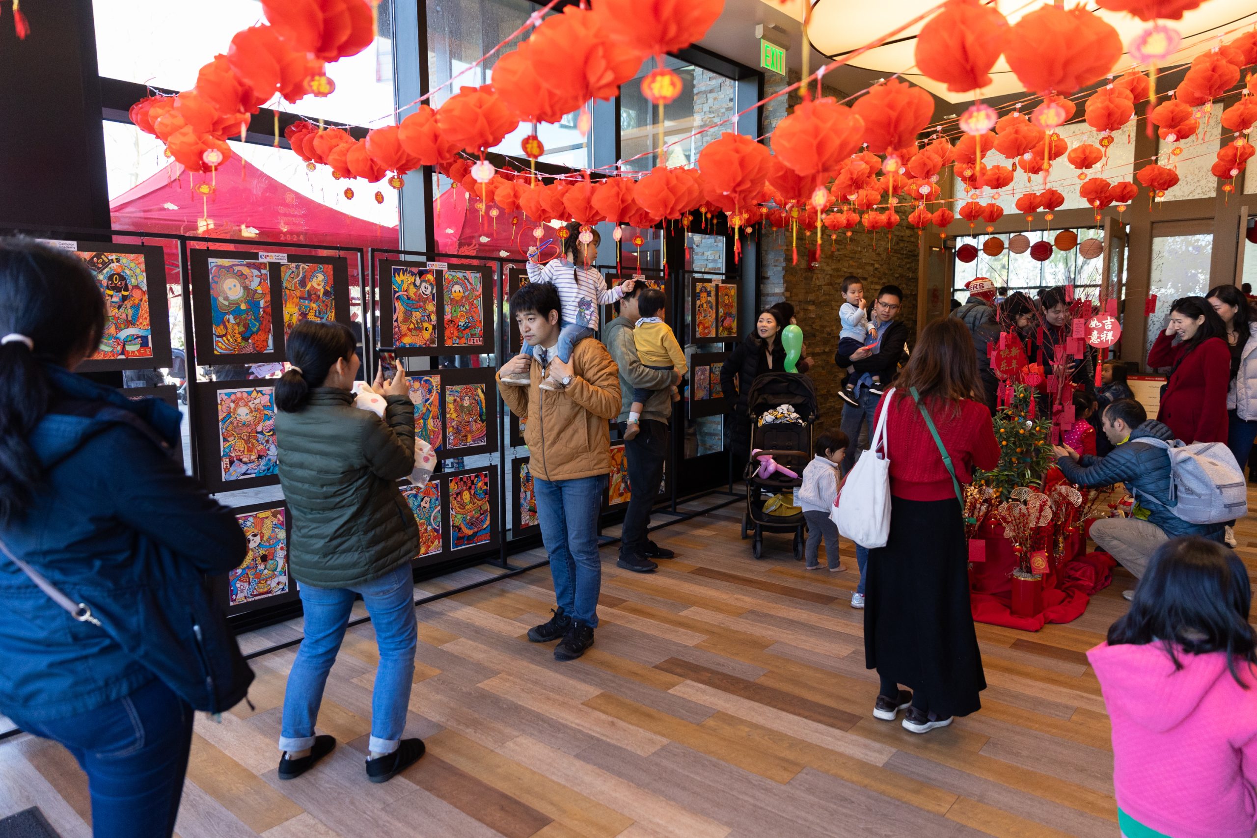 Lunar New Year celebration lights up the crowds at Mountain View ...