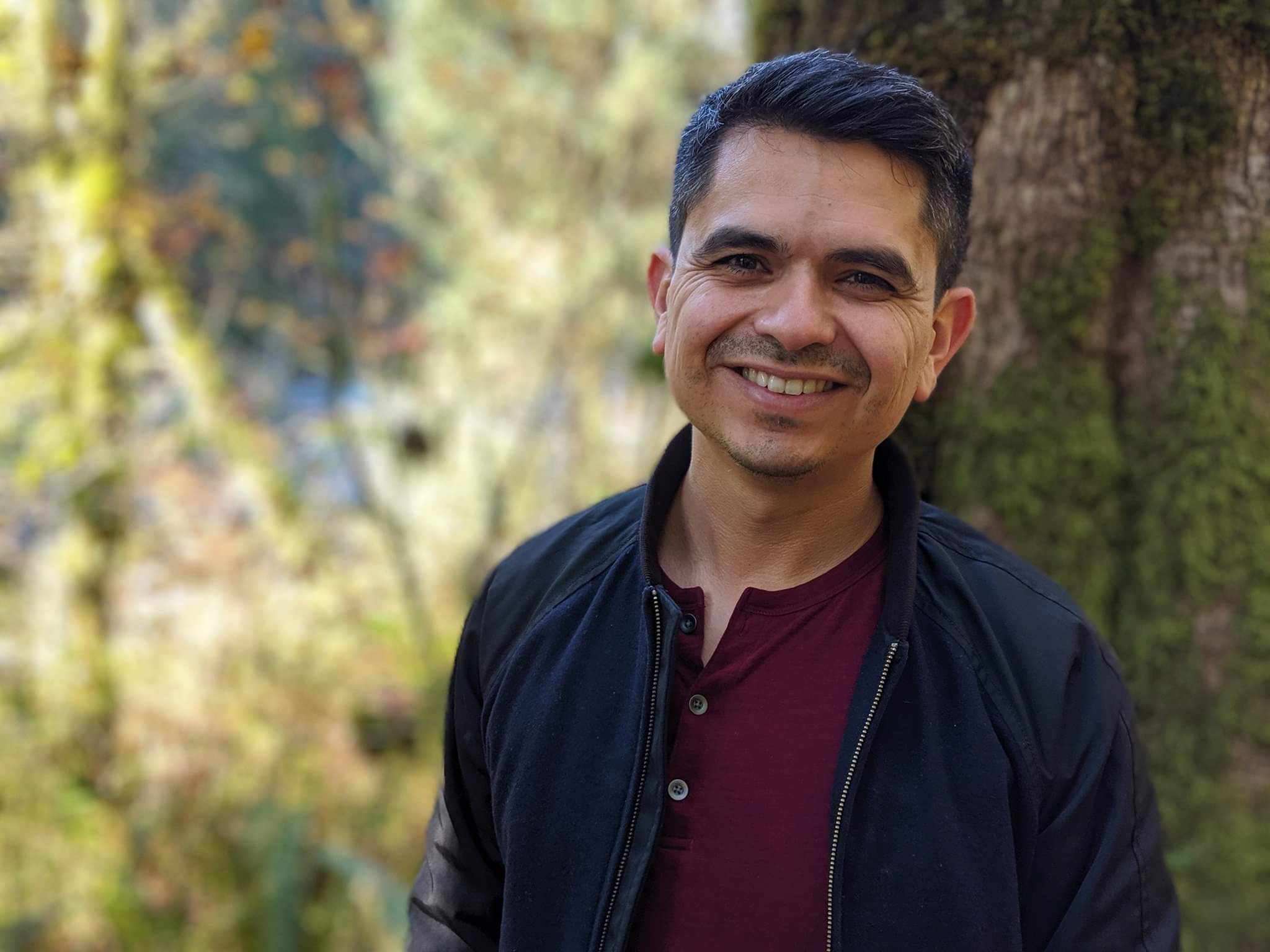 Mountain View historian Nick Perry receives preservation award