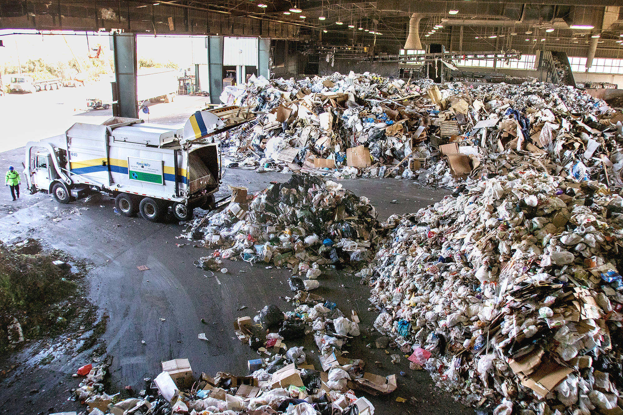 Looking to divert more trash from landfills, Mountain View residents ...