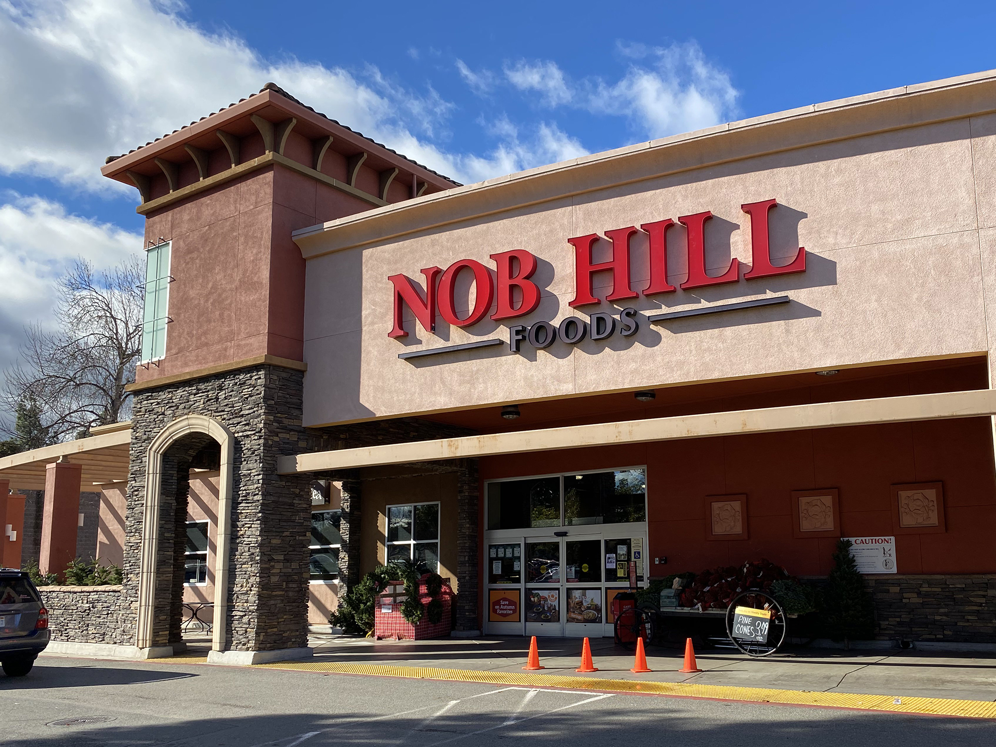 News Alert: Nob Hill Foods in Mountain View is closing - Mountain View ...